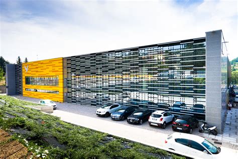 E80 Group - Connection to satisfy customers' needs