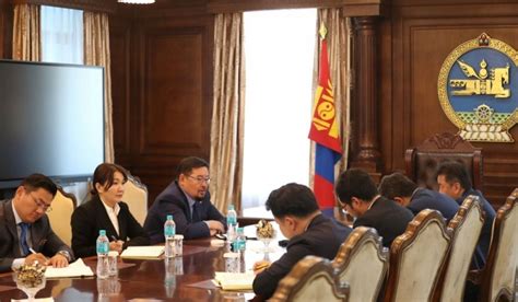 Төрөөс мөнгөний бодлогын талаар 2023 онд баримтлах үндсэн чиглэлийн төслийг буцаалаа