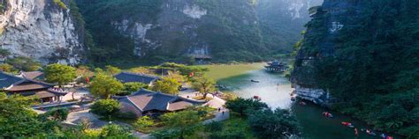 Discover The Hidden Beauty Of Trang An Caves