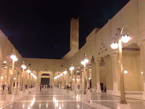 ثريدعلميبصرتاريخي الجامعالكبير ويسمى جامع الإمام تركي بن عبد الله