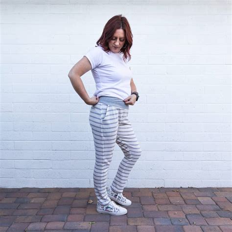 5 Ways To Sew Your Resolution Bottoms Fabric Love Notions Sewing Patterns