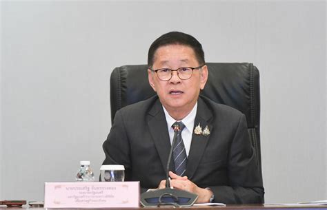 รองนายกรัฐมนตรี นายประเสริฐ จันทรรวงทอง เป็นประธานการประชุมคณะกรรมการนโยบายเครื่องดื่ม