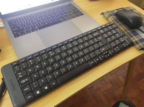 Logitech Mk215 Wireless Keyboard Mouse Combo Computers And Tech Parts And Accessories