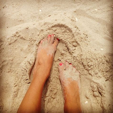 Emma Digiovines Feet