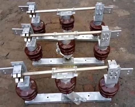 400a 11 Kv Line Isolator Horizontal At Rs 16500 Piece In Bulandshahr
