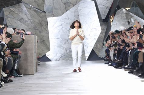 Dylan Mulvaney Brings Least Problematic Girl In The World To Nyc Stage