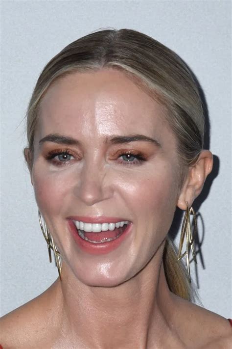 Emily Blunts Stunning Transformation See Her Beauty Evolution Over
