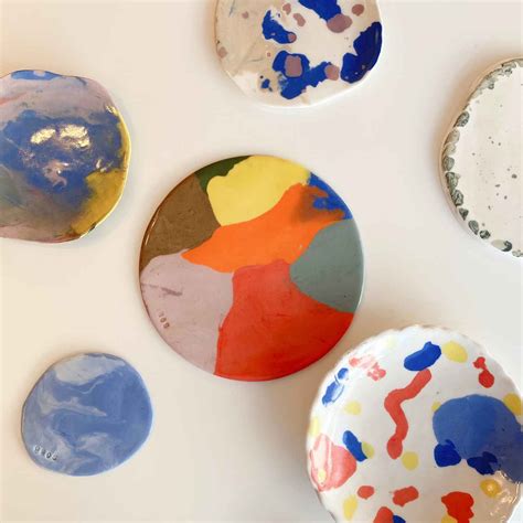 만드는 재미가 가득한 마블 플라워패턴 등 나만의 특별한 감성접시 만들기 솜씨당