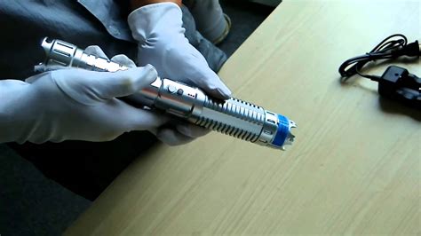 980nm Infrared high power laser pointer 3000mW - YouTube