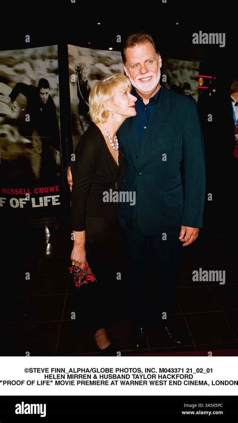 Feb 21 2001 London Great Britain Â©steve Finn Alpha M043371 21 02 01helen Mirren