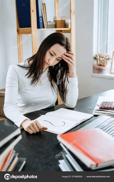 Accounting Questions Answers How Solve Accounting Problems Female Accountant Looking Stock Photo