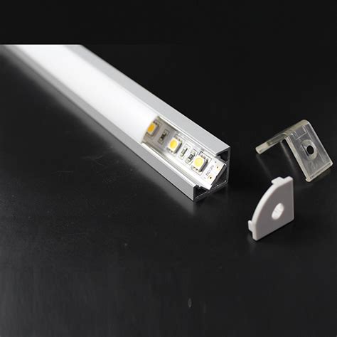 W184mmh184mm 안 폭 141mm Led 알루미늄 단면도 삼각형 모양 에 알루미늄 프로파일 중단된 알루미늄 프로파일 코너 Led 프로필 제품을 구매