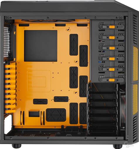 Aerocool mit neuem Gehäuse XPredator - ComputerBase