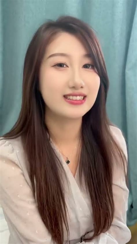 那个我感觉还是你闺蜜好看 情侣日常 情侣 小欣一点 Youtube 那个我感觉还是你闺蜜好看 情侣日常 情侣 小欣一点 Youtube