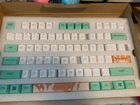 Mint Toffee Keycaps Pbt Double Shot Cherry Profile Keycaps Computers And Tech Parts