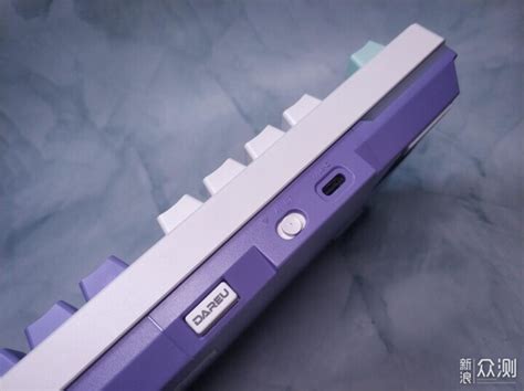 玩游戏手感舒适：达尔优ek75机械键盘原创新浪众测