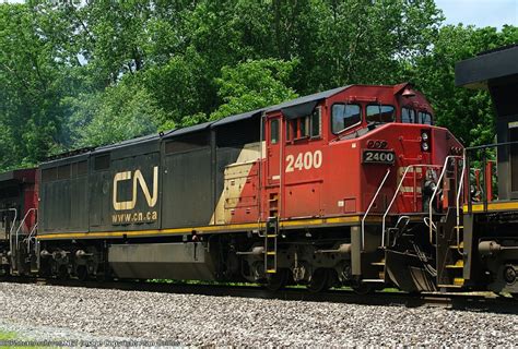 CN C40-8M 2400