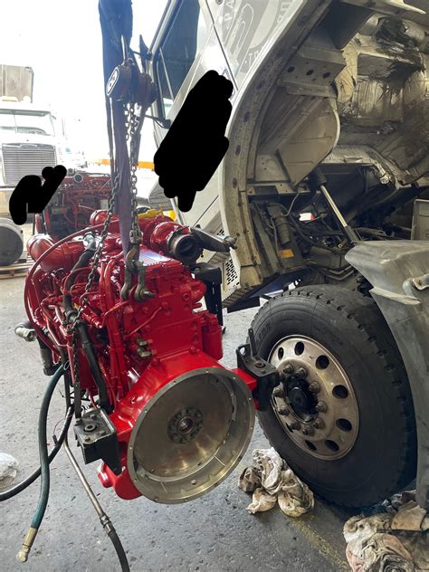 Brand new ISL9 for this Iveco Acco : r/truckshop