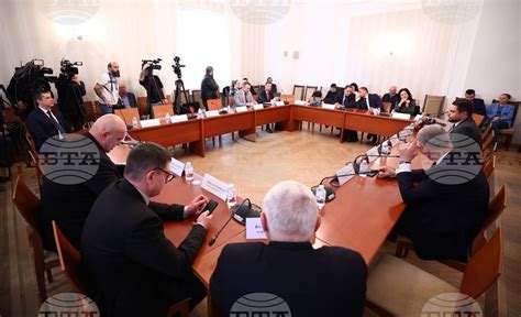 Комисия по вътрешна сигурност и обществен ред прие на първо четене промени в Закона за