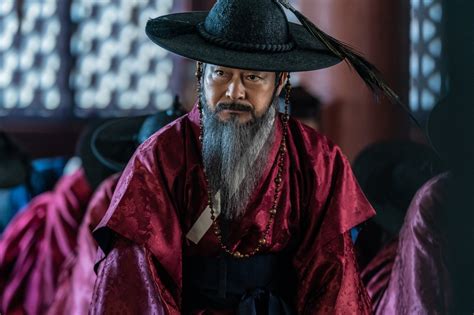 기발하지만 어딘가 허술한 상상력