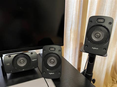 Logitech Z Speakers W Rear Stands Audio Soundbars Speakers