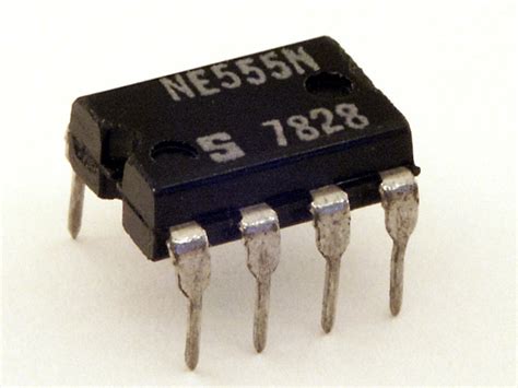 555 Timer Ic Wikipedia