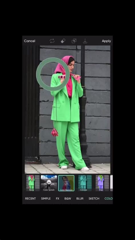 آموزش فتوشاپ و تغییر رنگ لباس در گوشی