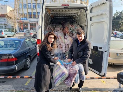 Прокурори и следователи изпращат бус с помощи за Турция от Хасково Утро