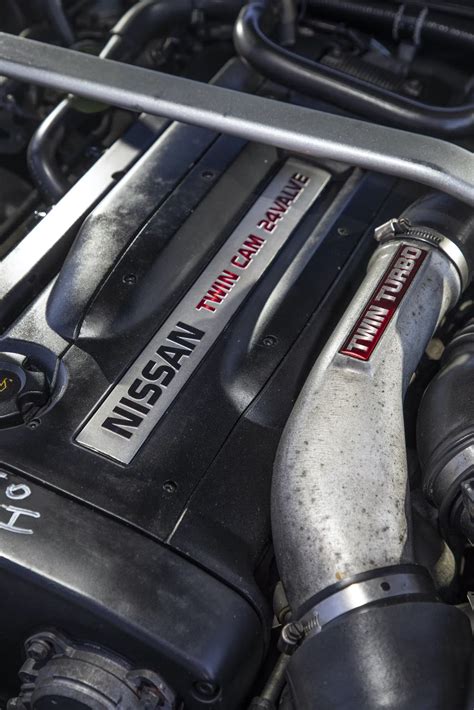 Nissan Skyline R34 Engine