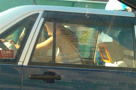 โจ๋งครึ่ม คู่รักวัยรุ่นมีเซ็กบนรถแท็กซี่