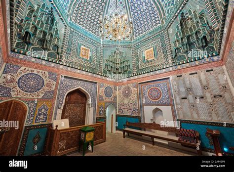 Shrine Complex Of Qutham B Abbas Kusam Ibn Abbas Mosque Necropolis