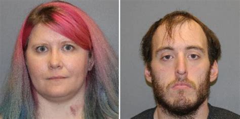 Двойка отприщи нагона си и се отдаде на следобеден секс в парк пълен с деца