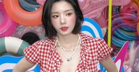 Kwon Eunbi Allegedly Sexually Harassed During Performance According To