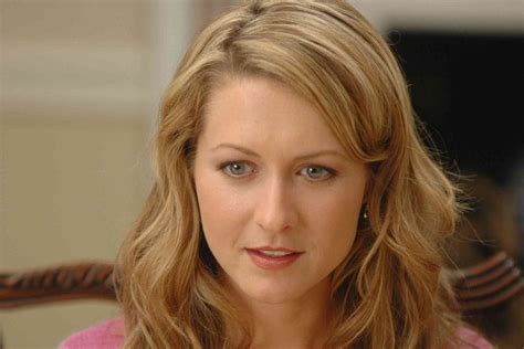 Ali Hillis Picture