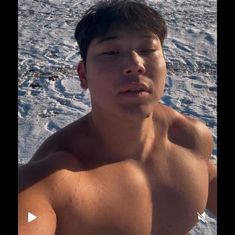 Б Цэнд On Reels