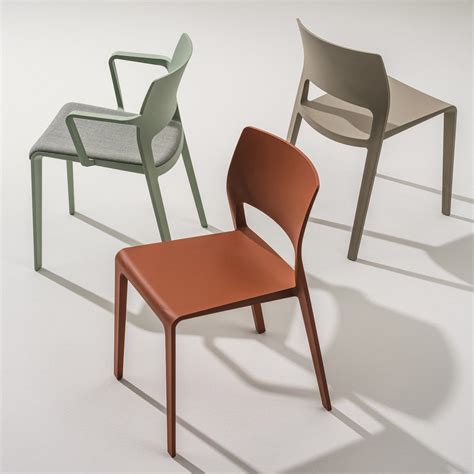 Arper Launches Colourful Mixu Seating Collection By Gensler