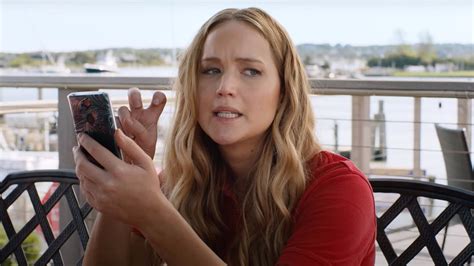 تصاویر ۱۰ فیلم عاشقانه در مورد روابط زنان مسن تر با مردان جوان تر؛ از