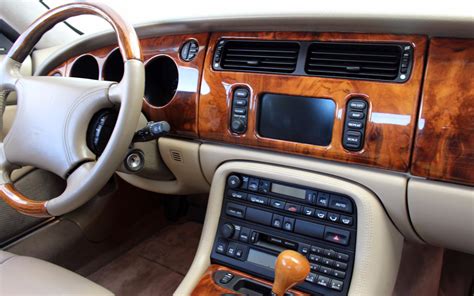 2000 Jaguar Xk8 Interior