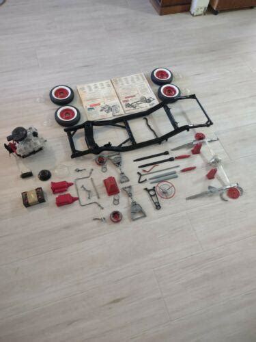 1963 Renwal Visible Chassis Model 3878856782