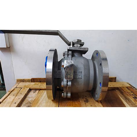 Micro Pneumatic Valve Customized Size Silver Finish Ideal For Industrial Applications At