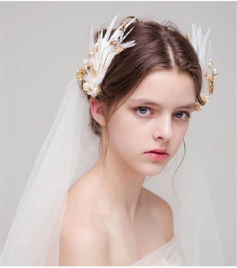 這樣的新娘頭飾和妝容，留著結婚的時候給化妝師看 每日頭條