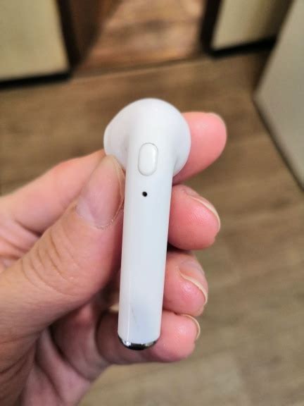 I S Tws Earbuds Review Apple AirPods Clone Techxreviews