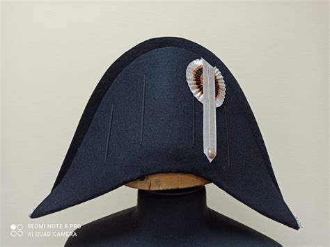 Pin en hats/ headwear from 18th to 19th centuries.