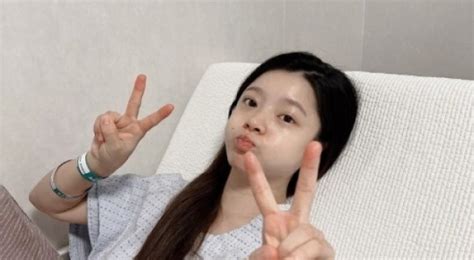 회복 중에 엉엉 울어 가수 벤 딸 엄마 됐다