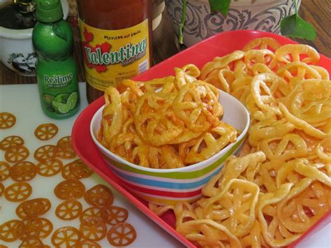 Duros Duritos Plain Or Shaken With Lime Juice And Valentina Sauce