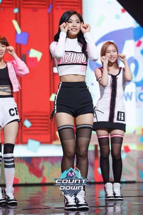 100 Fat Kpop Idols Ideas Kpop Girls Asian Girl Korean Girl