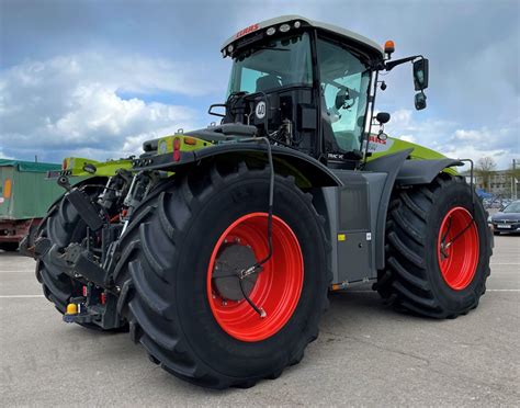 CLAAS XERION TRAC Klovima