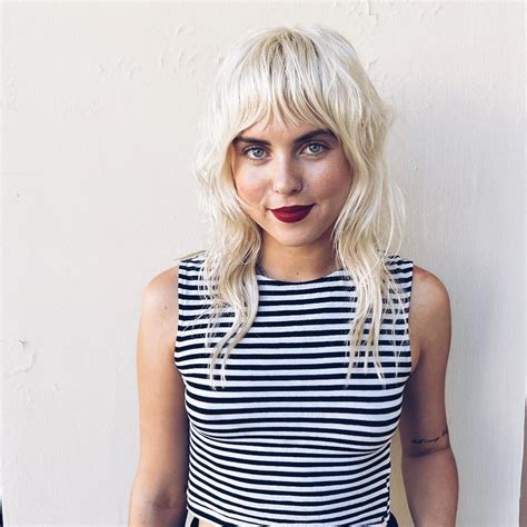 35 Modern Mullet Hairstyles To Experiment With In 2024