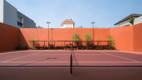 Tennis Court Coffee Shop In Jakarta Is Experiment In Typology