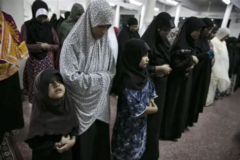 ලොව පුරා මුස්ලිම් බැතිමතුන් උපවාසයට එළඹෙන රාමසාන් සමය ගැන මේ තොරතුරු ඔබ දැන සිටියාද Bbc News